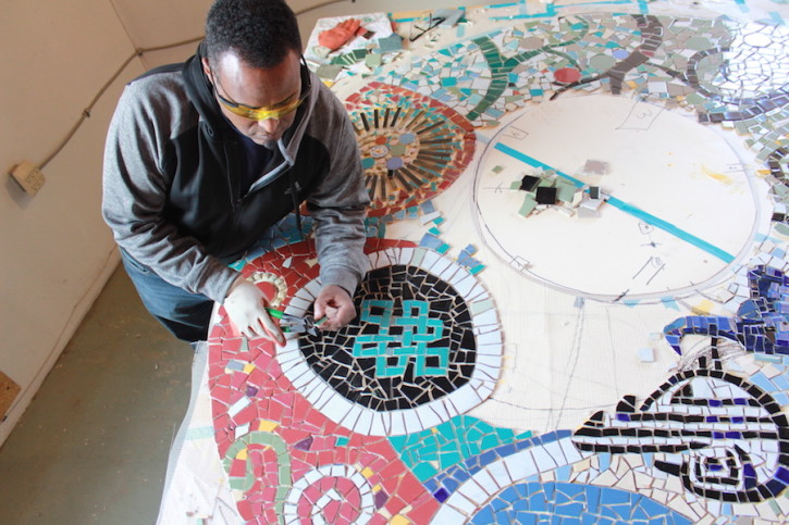 Seattle artist honors Yesler Terrace families with ‘Harmony’ mosaic ...