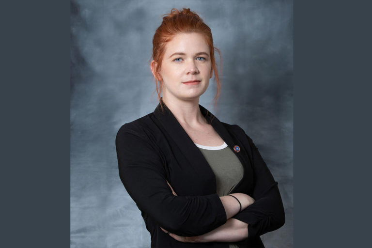 Sarah Smith’s Democratic insurgent campaign aims for upset in ...